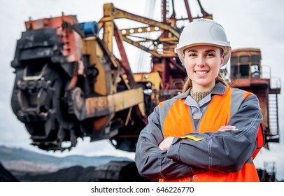 22,127 People working mines Images, Stock Photos & Vectors | Shutterstock