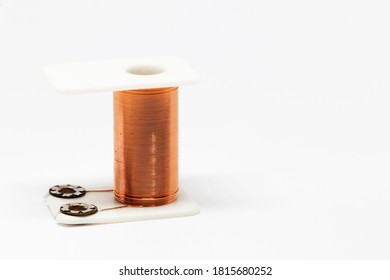 522 Copper wire coil springs Images, Stock Photos & Vectors | Shutterstock