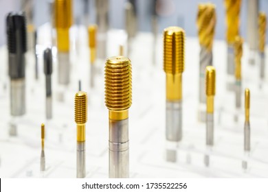 Collection Thread Mill Tools Cnc Milling Stock Photo 1735522256 ...