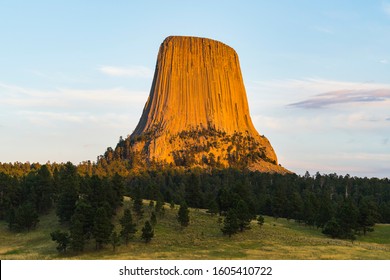 424 Devils Tower Sunset Images, Stock Photos & Vectors | Shutterstock