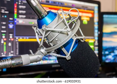 Compressormicrophone Images, Stock Photos & Vectors | Shutterstock