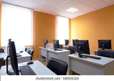 5,392 Interactive training room Images, Stock Photos & Vectors ...