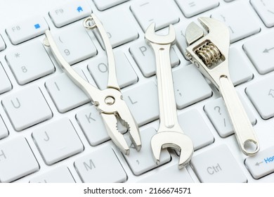 40,708 Computer wrench Images, Stock Photos & Vectors | Shutterstock