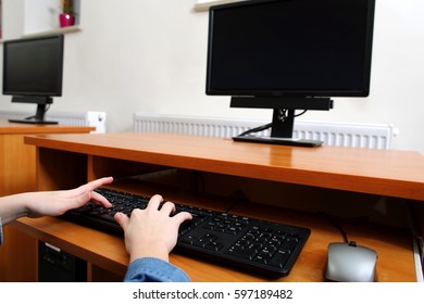 Computer Lab School Stock Photo 597189482 | Shutterstock