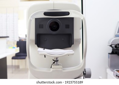Autorefractor Images, Stock Photos & Vectors | Shutterstock