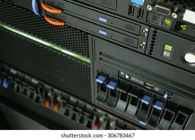 Computer Server Cd Dvd Drive Datacenter Stock Photo 306783467 ...
