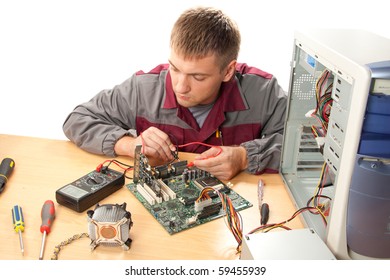 1,656 Computer repair guy Images, Stock Photos & Vectors | Shutterstock