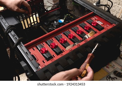 308 Open desktop computer tower Images, Stock Photos & Vectors ...