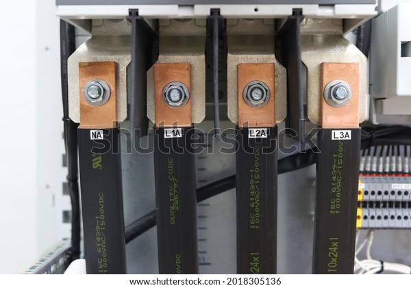 Connecting Electrical Wires Threaded Screw Terminals Stock Photo ...
