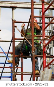 Construction Worker Scaffold Stock Photo 2925731 | Shutterstock