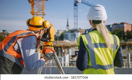 Construction Worker Using Theodolite Surveying Optical Stock Photo ...