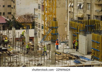 249,866 Hard work construction Images, Stock Photos & Vectors ...