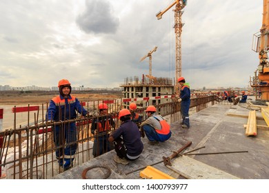 Construction Workers Collaborating Installation Cement Formwork 스톡 사진 ...