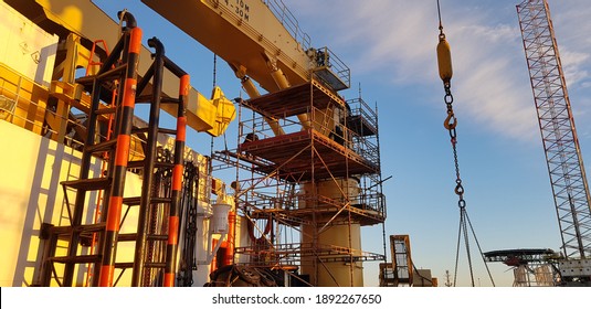 731 Offshore scaffolding Images, Stock Photos & Vectors | Shutterstock