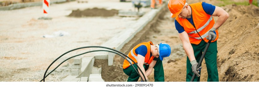 308,715 Cable construction Images, Stock Photos & Vectors | Shutterstock