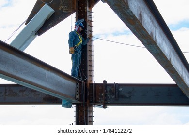 Construction Workers Welding Steel Frame Skyscraper Stock Photo ...