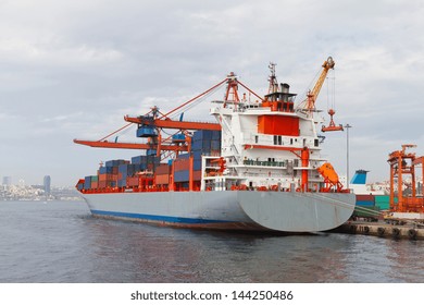 Container Ship Stock Photo 144250486 | Shutterstock