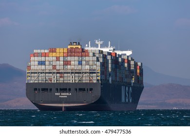 Container Ship Called Msc Daniela Raid Foto de stock 479477536 ...