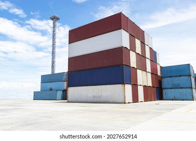 Containers Frontal Side View Stack Containers Stock Photo 2027652914 ...