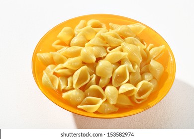 Cooked Macaroni Shells Portion Cooked Macaroni Stock Photo 153582974 ...