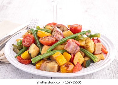 1,860,641 Vegetable cooked Stock Photos, Images & Photography ...