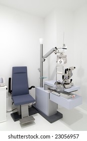 3,869 Eye Test Machine Images, Stock Photos & Vectors | Shutterstock