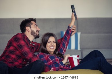 736 Tv remote fight Images, Stock Photos & Vectors | Shutterstock