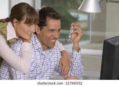 Couple Looking Computer Together Stock Photo 217345552 | Shutterstock