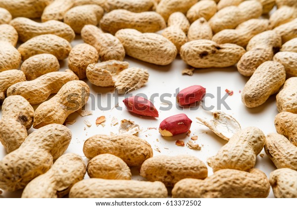 Cracked Peanuts Peanuts Nutshell On White Stock Photo 613372502 ...