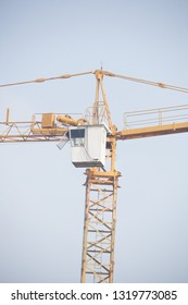 Crane Lifting Heavy Objects Stock Photo 1319773085 | Shutterstock