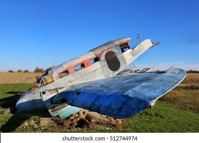 1,072 imágenes de Plane debris - Imágenes, fotos y vectores de stock ...