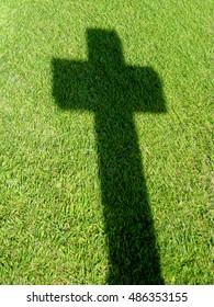 126,331 Cross with shadow Images, Stock Photos & Vectors | Shutterstock