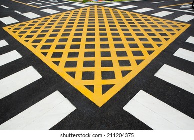 15,953 Sidewalk intersection Images, Stock Photos & Vectors | Shutterstock