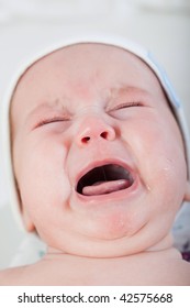 688 Baby crying sounds Images, Stock Photos & Vectors | Shutterstock