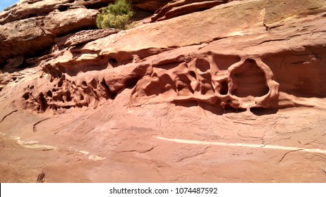 Cubbies Stone Stock Photo 1074487592 | Shutterstock