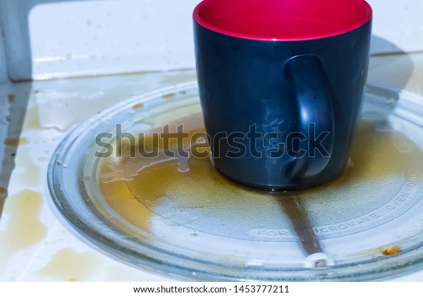Cup Coffee That Exploded Microwave Overheating 스톡 사진 1453777211 ...