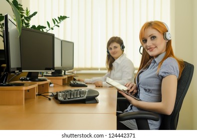 Customer Support Stock Photo 124442371 | Shutterstock