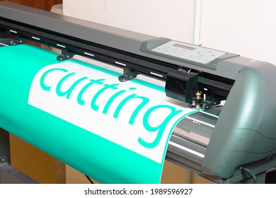 1,987 Vinyl Cutting Plotter Images, Stock Photos & Vectors | Shutterstock