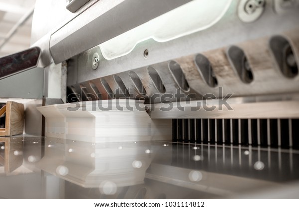 316,097 Machine Cutting Images, Stock Photos & Vectors | Shutterstock