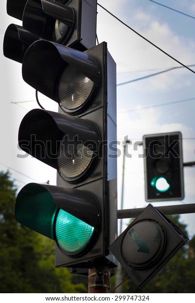 Damaged Traffic Lights Stock Photo 299747324 | Shutterstock