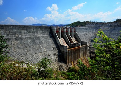 82 Kananaskis dam Images, Stock Photos & Vectors | Shutterstock