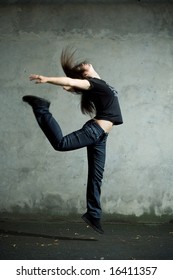 Dancer Stock Photo 16411375 | Shutterstock