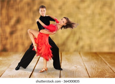 8,513 Hispanic couple dancing Images, Stock Photos & Vectors | Shutterstock