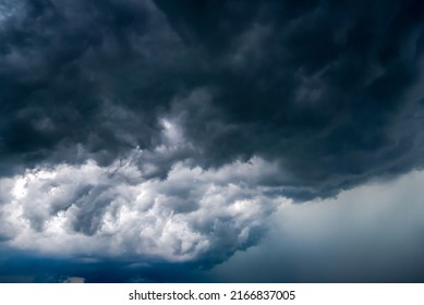 Anvil cloud Images, Stock Photos & Vectors | Shutterstock