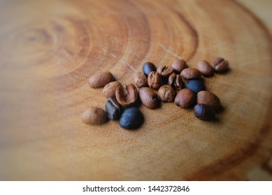 Defect coffee bean Images, Stock Photos & Vectors | Shutterstock