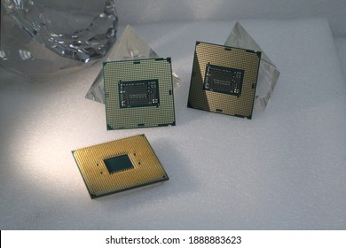 Desktop Computer Processor New Generation Cpu Stock Photo 1888883623 ...