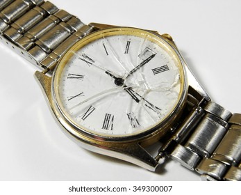 3,795 Broken pocket watch Images, Stock Photos & Vectors | Shutterstock