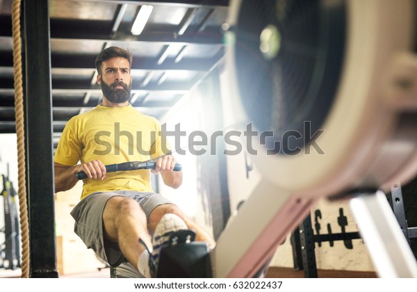 Determined Bodybuilder Rowing Stock Photo 632022437 | Shutterstock