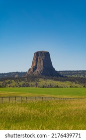 Devils Tower Geologic Feature That Protrudes Stock Photo 2176439771 ...