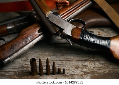 Antique Bolt Action Shotgun Bolt Open库存照片1623536317 | Shutterstock